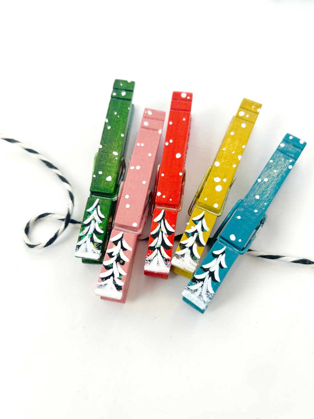 CHRISTMAS CLOTHESPINS Hand Painted Magnetic Clothespins Card - Etsy