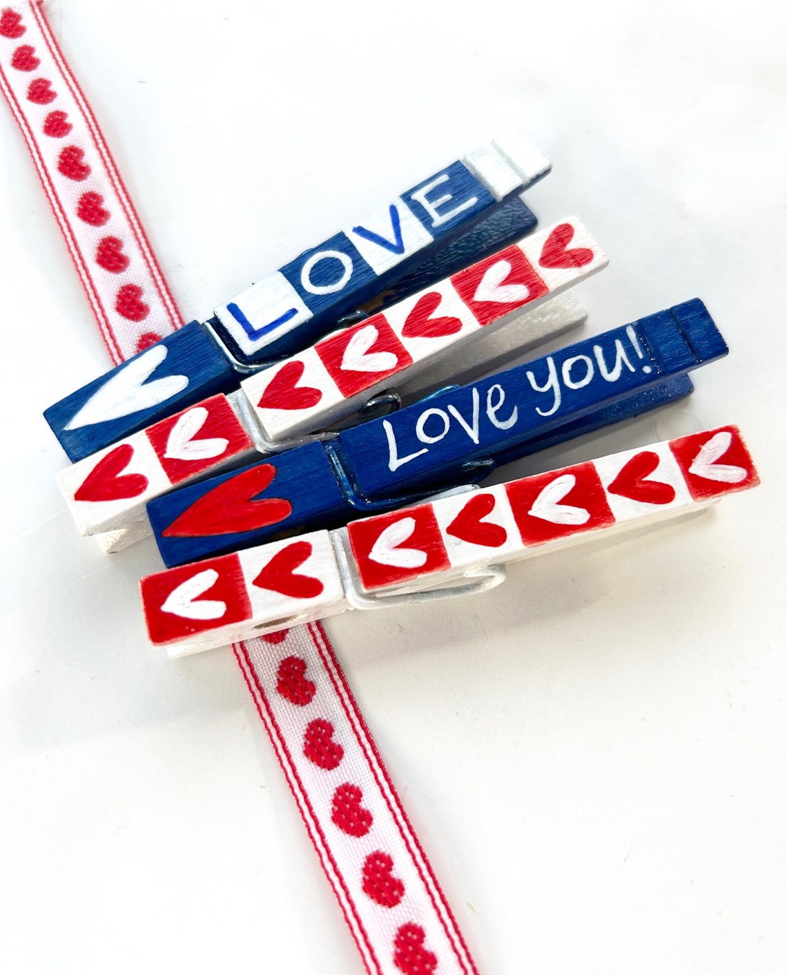 HEART Clothespins Hand Painted Magnetic Valentine Clothespin Love Treat ...