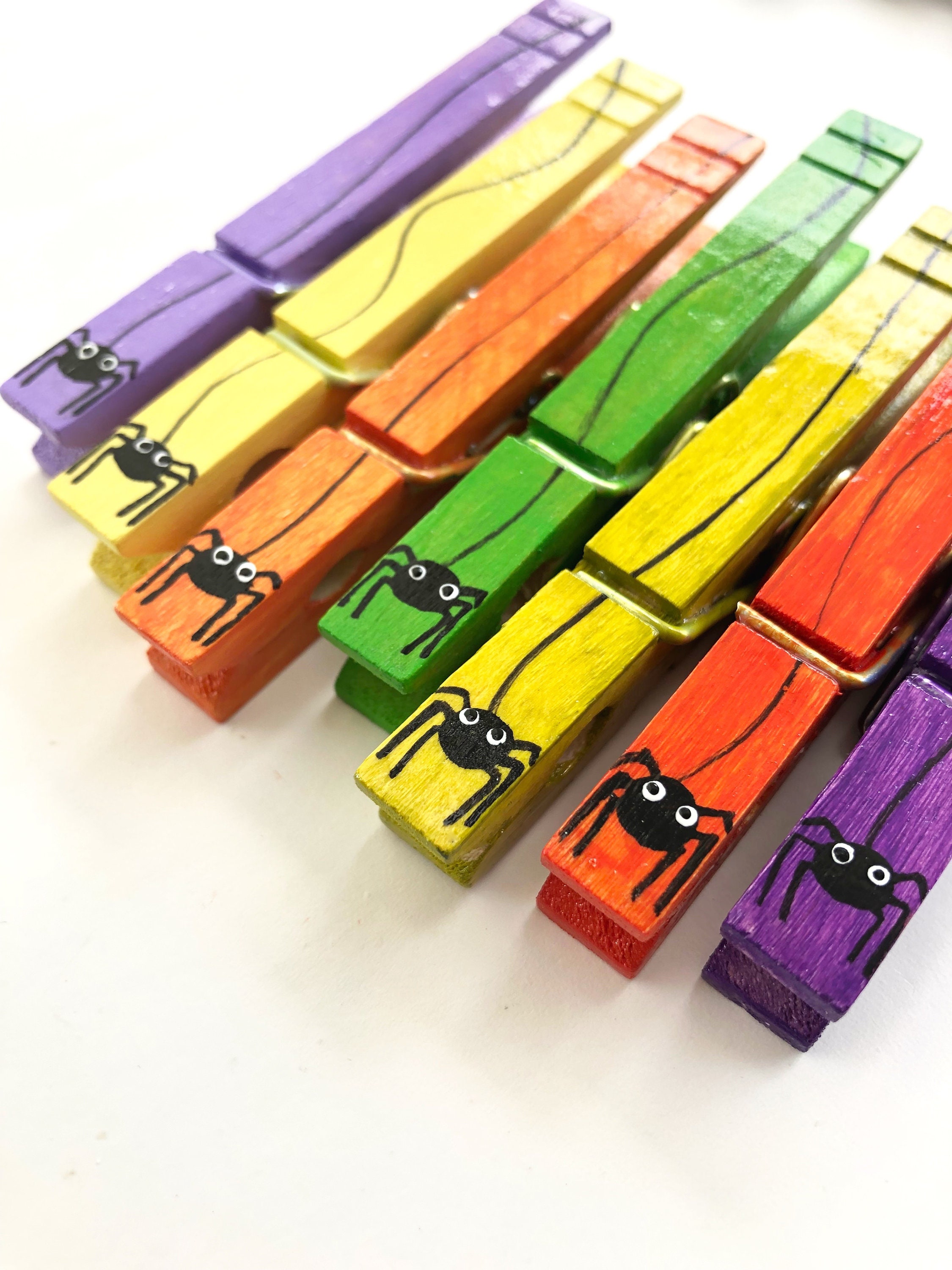 SPIDERS Halloween Clothespin Treat Bag Topper Hand Painted - Etsy