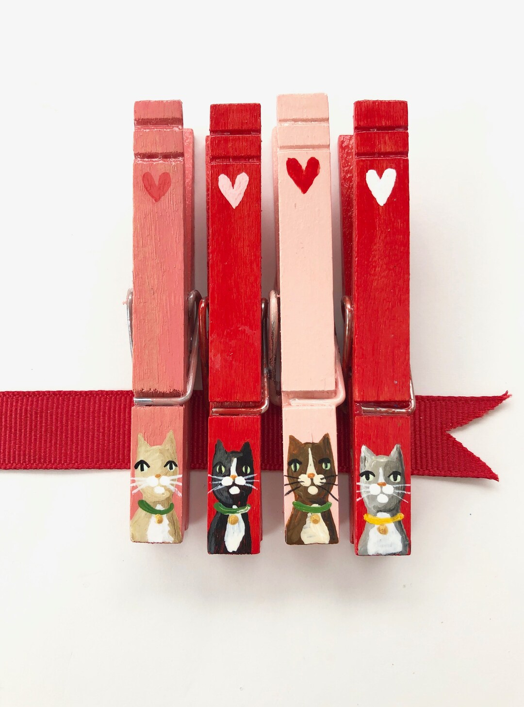 CAT CLOTHESPINS Hand Painted Clothespin Magnet Cat Chip Clip Hearts ...