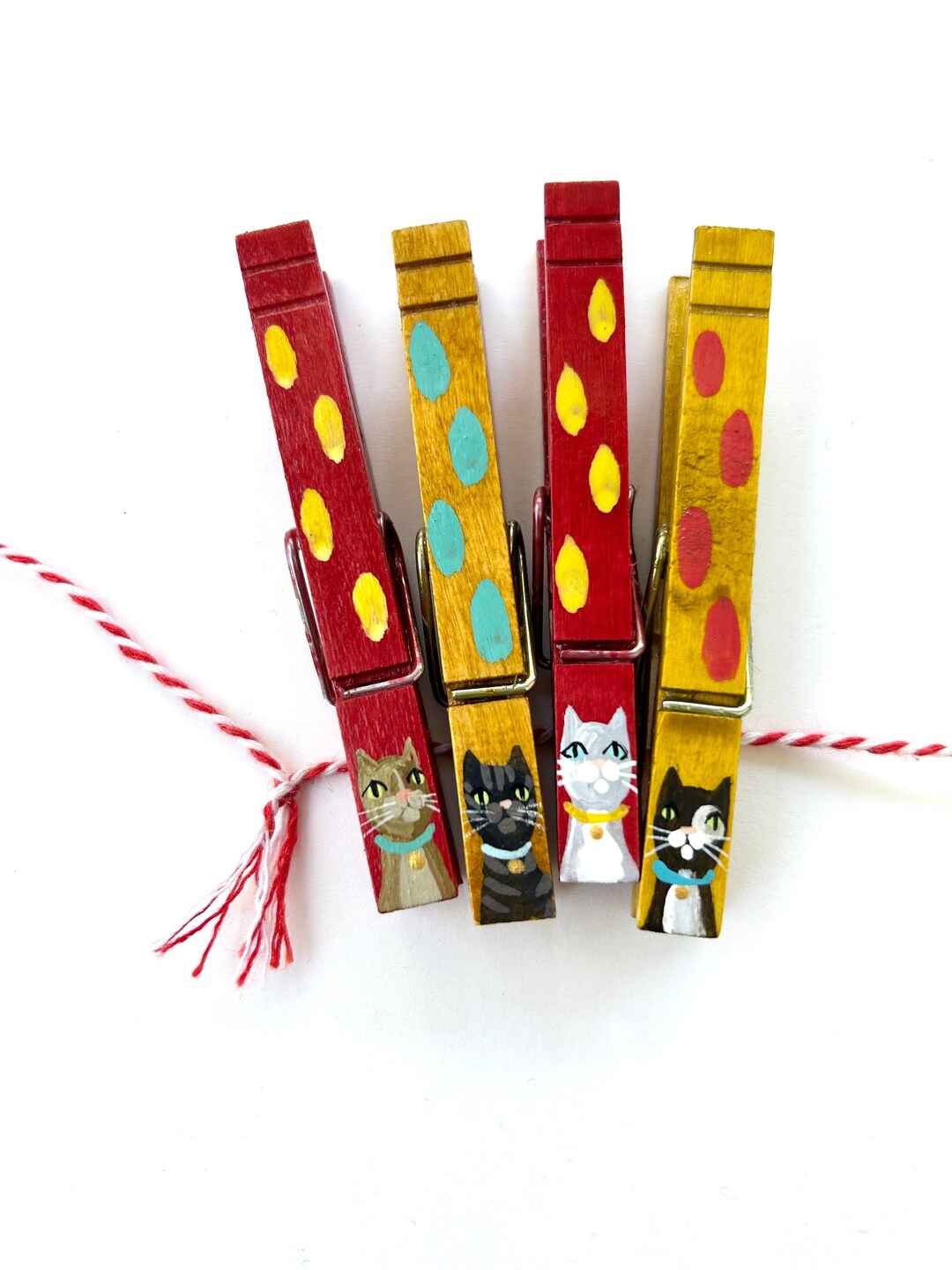 CAT CLOTHESPINS Hand Painted Clothespin Magnet Cat Chip Clip White Cat ...