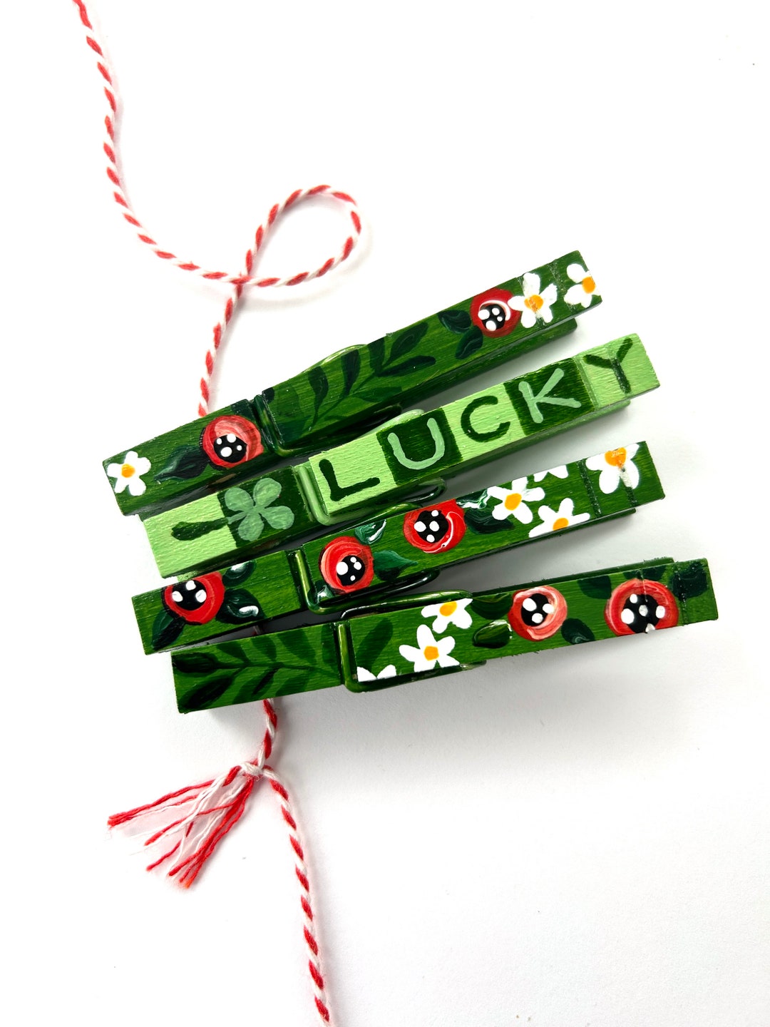 ST PATRICK'S DAY Hand Painted Clothespin Magnets Lucky Irish Green ...