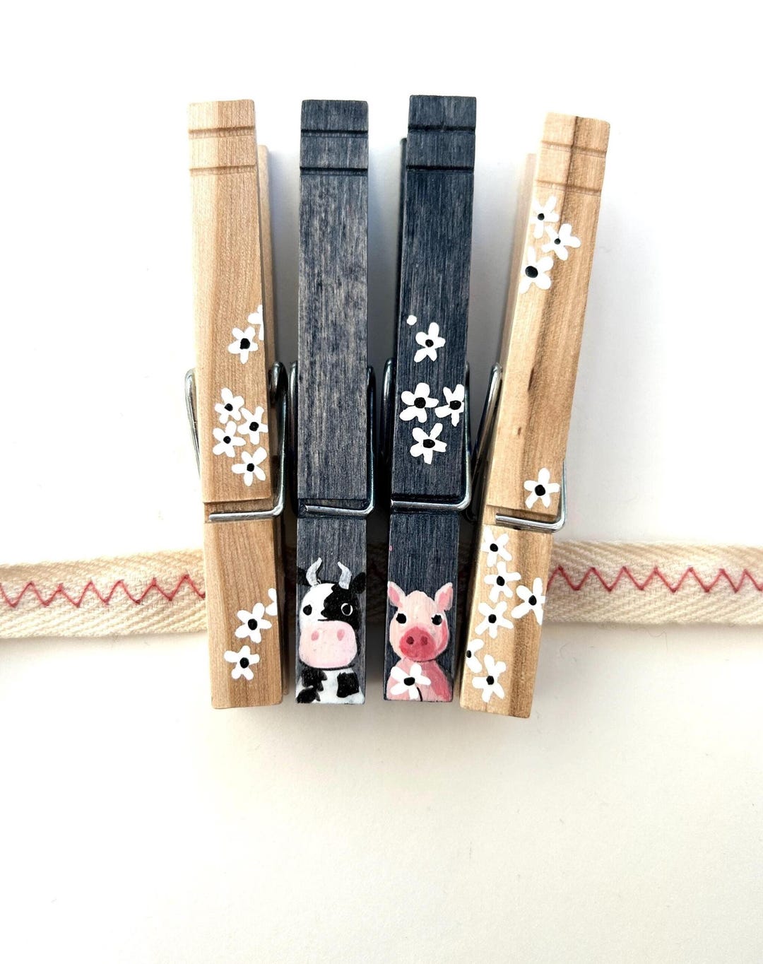 Cow and Pigs Clothespins Painted Clothespin Magnets Farm Party Theme ...