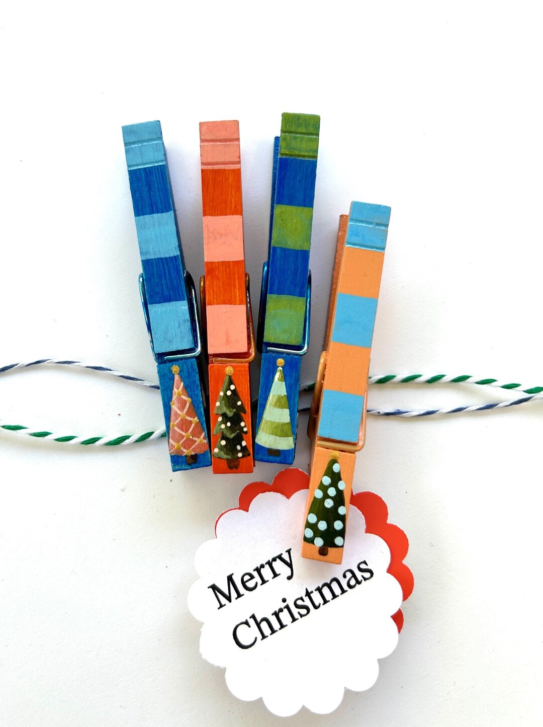 Christmas Trees Clothespins Hand Painted Magnetic Christmas Clothespins ...