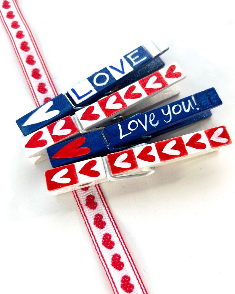 HEART Clothespins Hand Painted Magnetic Valentine Clothespin - Etsy