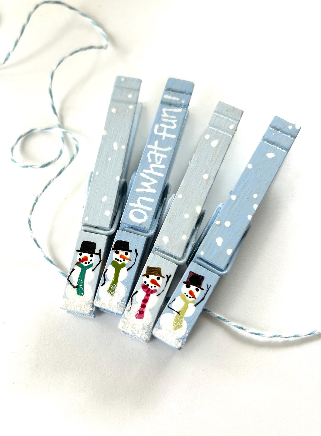 SNOWMAN CLOTHESPINS Hand Painted Clothespin Magnet Christmas Greeting ...
