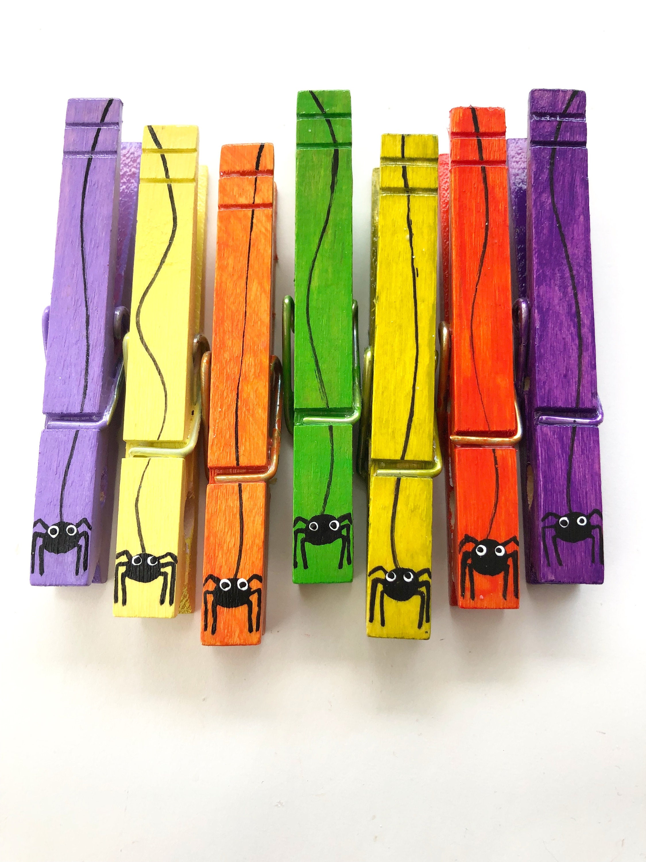 SPIDERS Halloween Clothespin Treat Bag Topper Hand Painted - Etsy