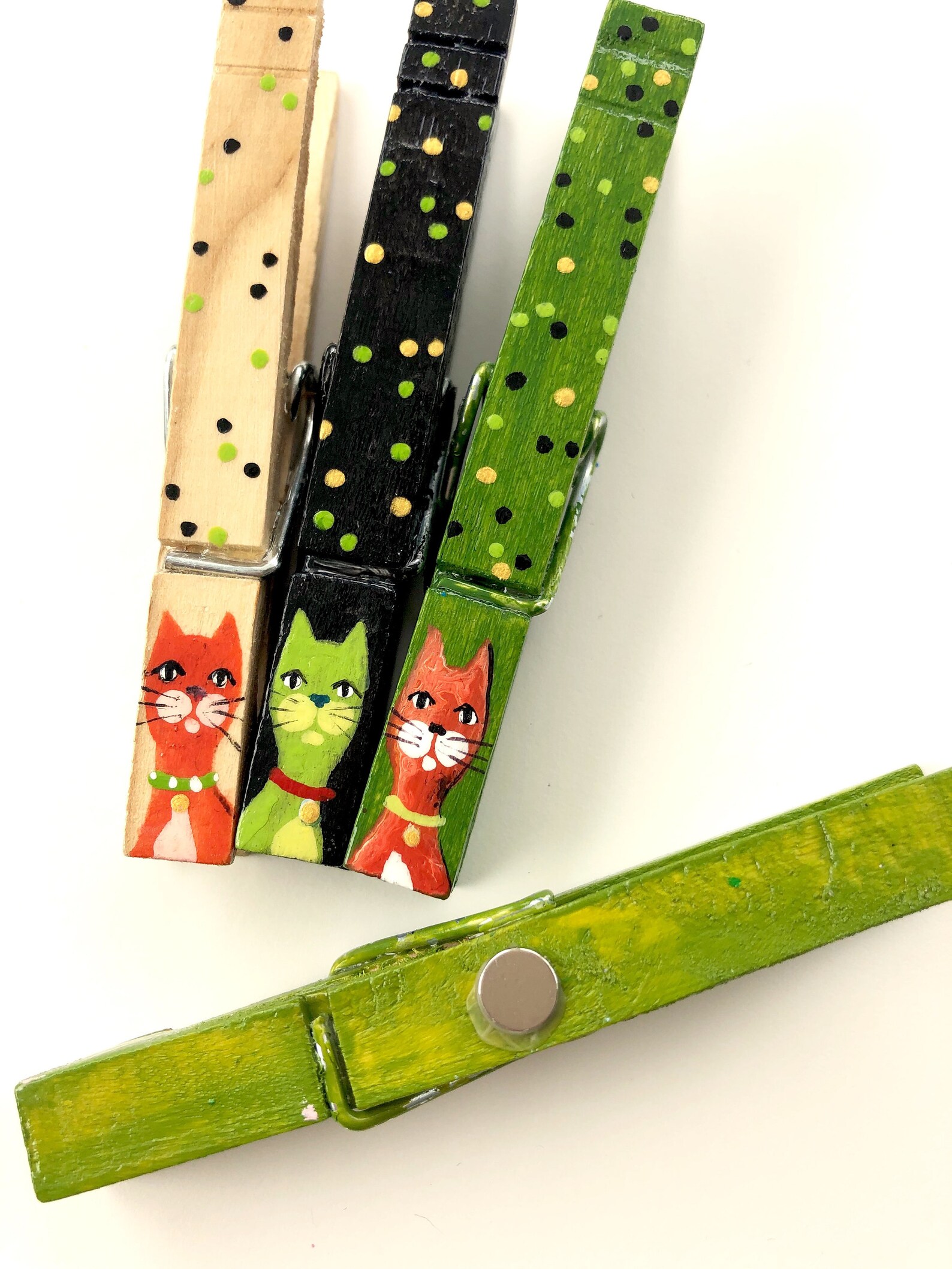 BEST MOM EVER Cats Clothespin Hand Painted Magnetic Green and - Etsy
