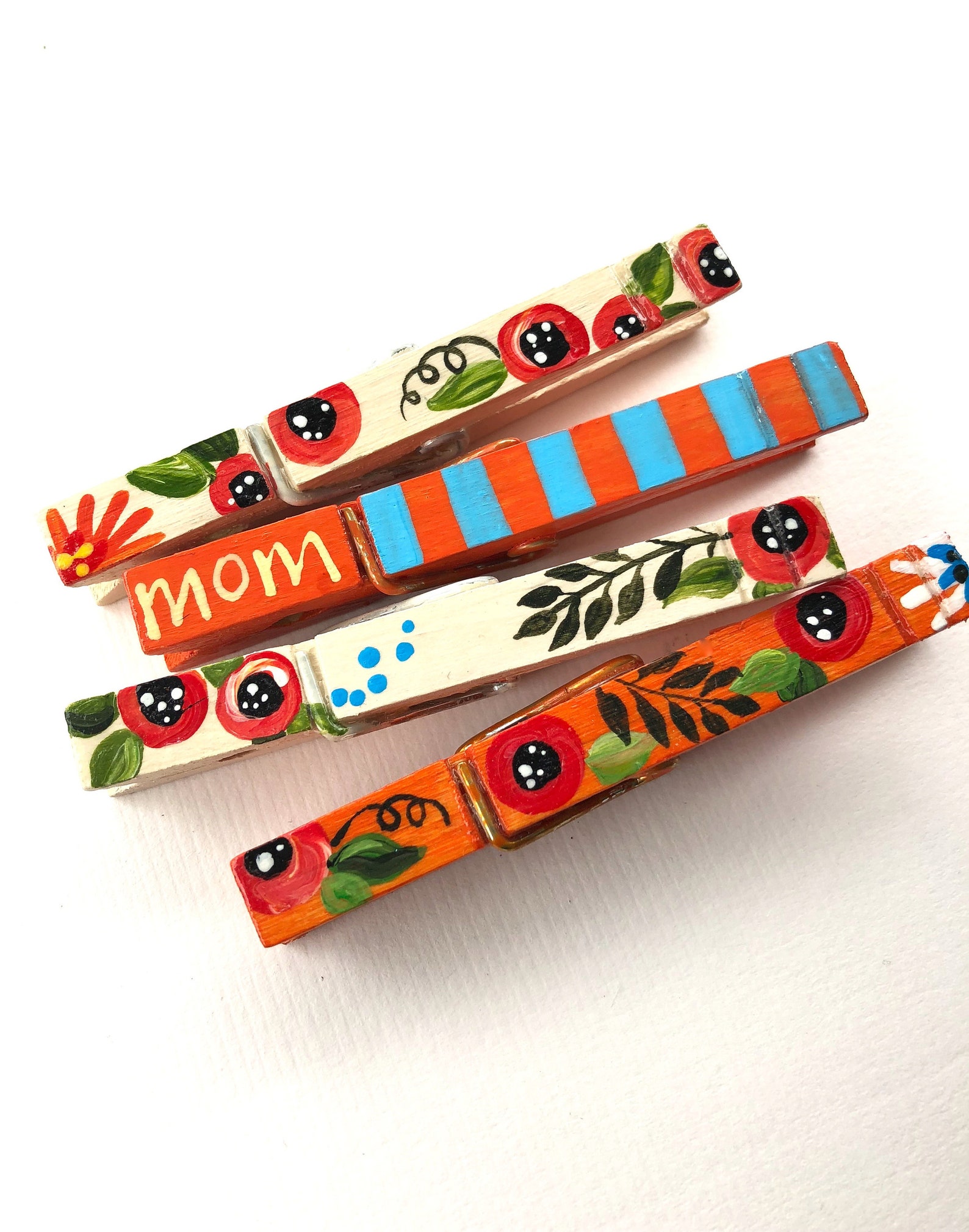MOM CLOTHESPINS Floral Clothespins Hand Painted Magnets - Etsy