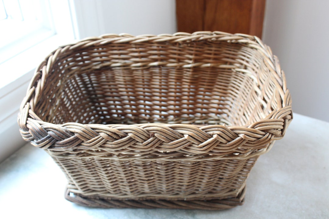 Small Vintage Wicker Basket - Storage Basket - Farmhouse - Cottagecore ...