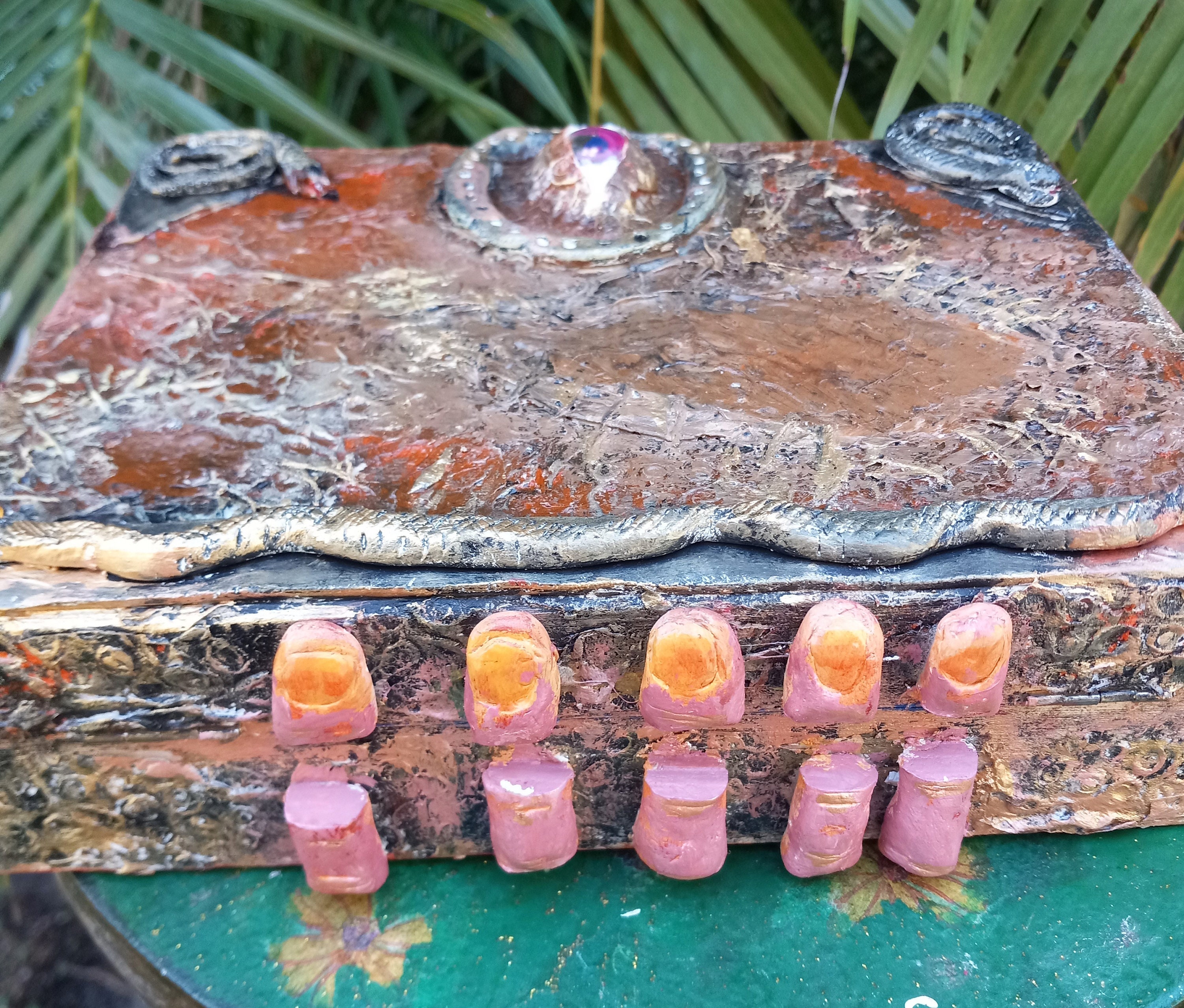 Hocus Pocus Keepsake Box With Antique Eye .hocus Pocus Inspired Storage ...