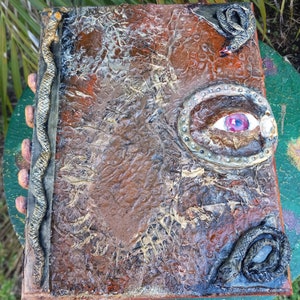 Hocus Pocus Keepsake Box With Antique Eye .hocus Pocus Inspired Storage ...