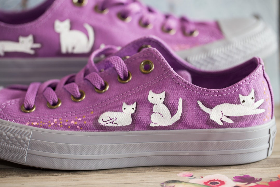 Hand-painted Cute Cats Converse Chucks Size 8W/6M - Etsy