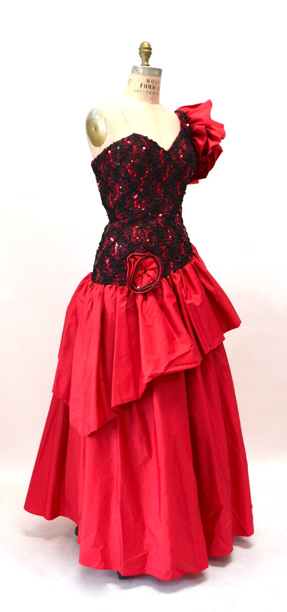 80s Prom Dress Red Black ruffle Sequin dress// Vintag… - Gem
