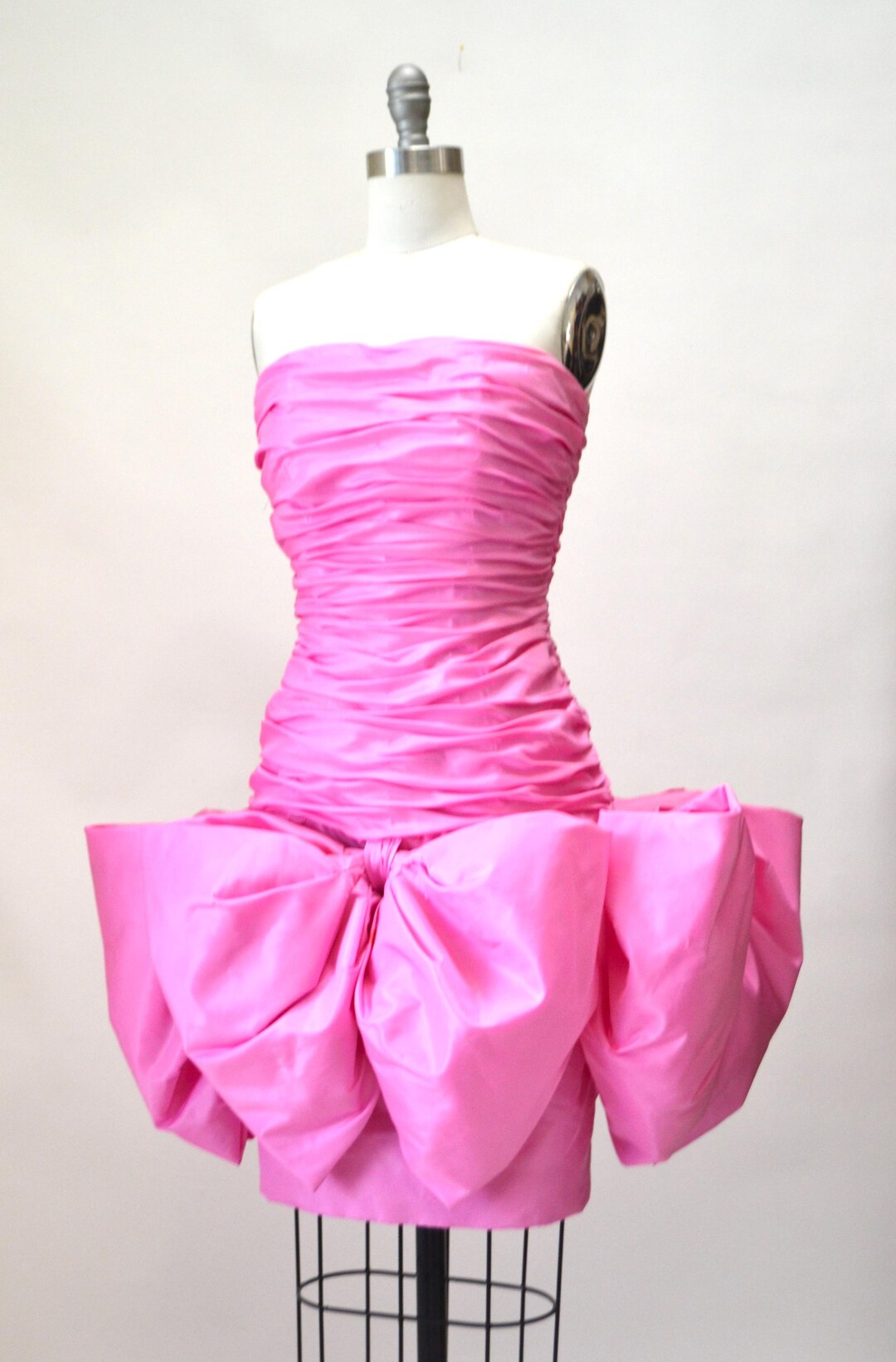 80s 90s Vintage Pink Prom Party Dress by Victor Costa Pink Barbie ...