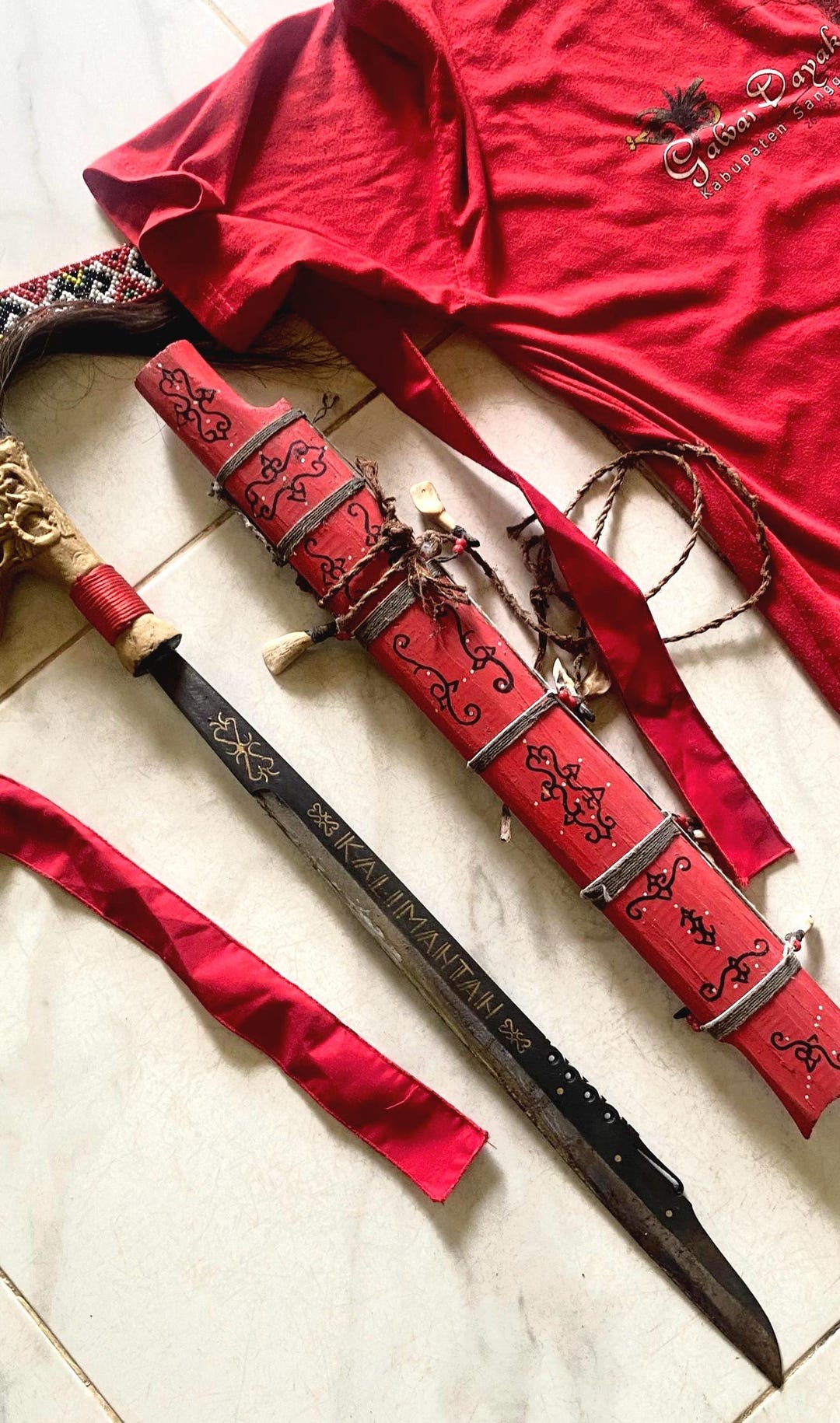 ETHNIC MANDAU BORNEO Tradisional Culture Dayak Borneo - Handmade Borneo ...