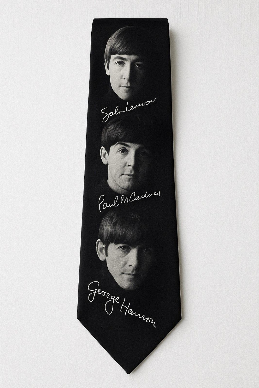 Vintage the Beatles Signature Tie | Ralph Marlin X Apple Corps | 1990s ...