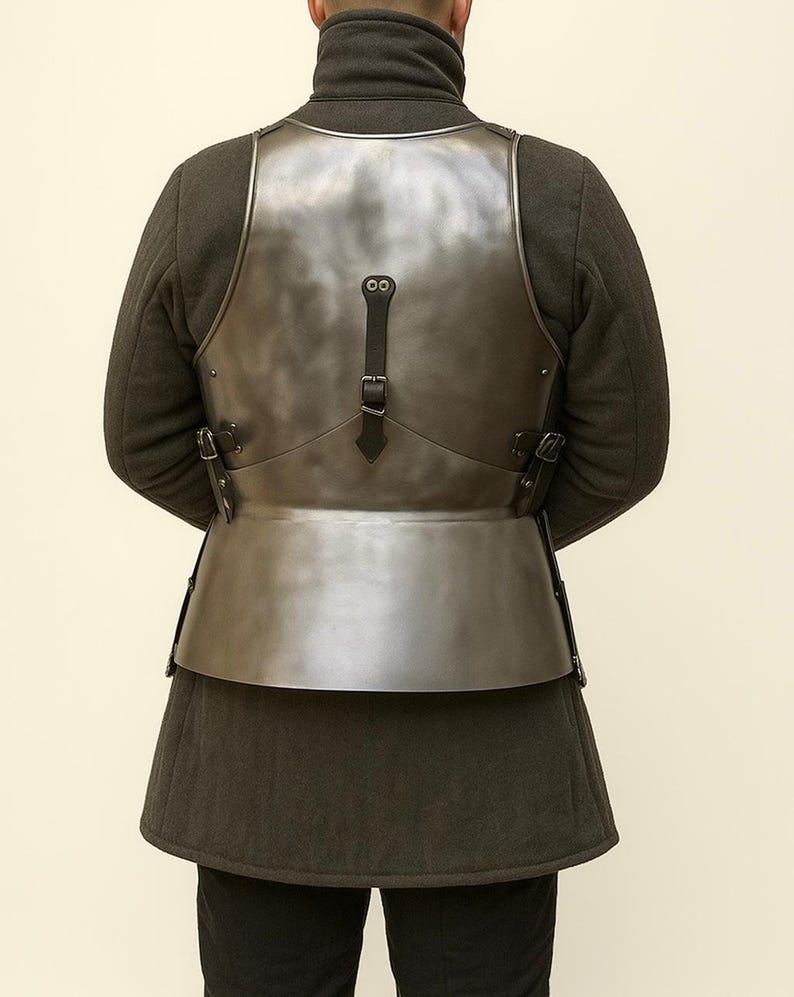 Handmade Steel Medieval Cuirass: Knight LARP Cuirass Armor With Faulds ...