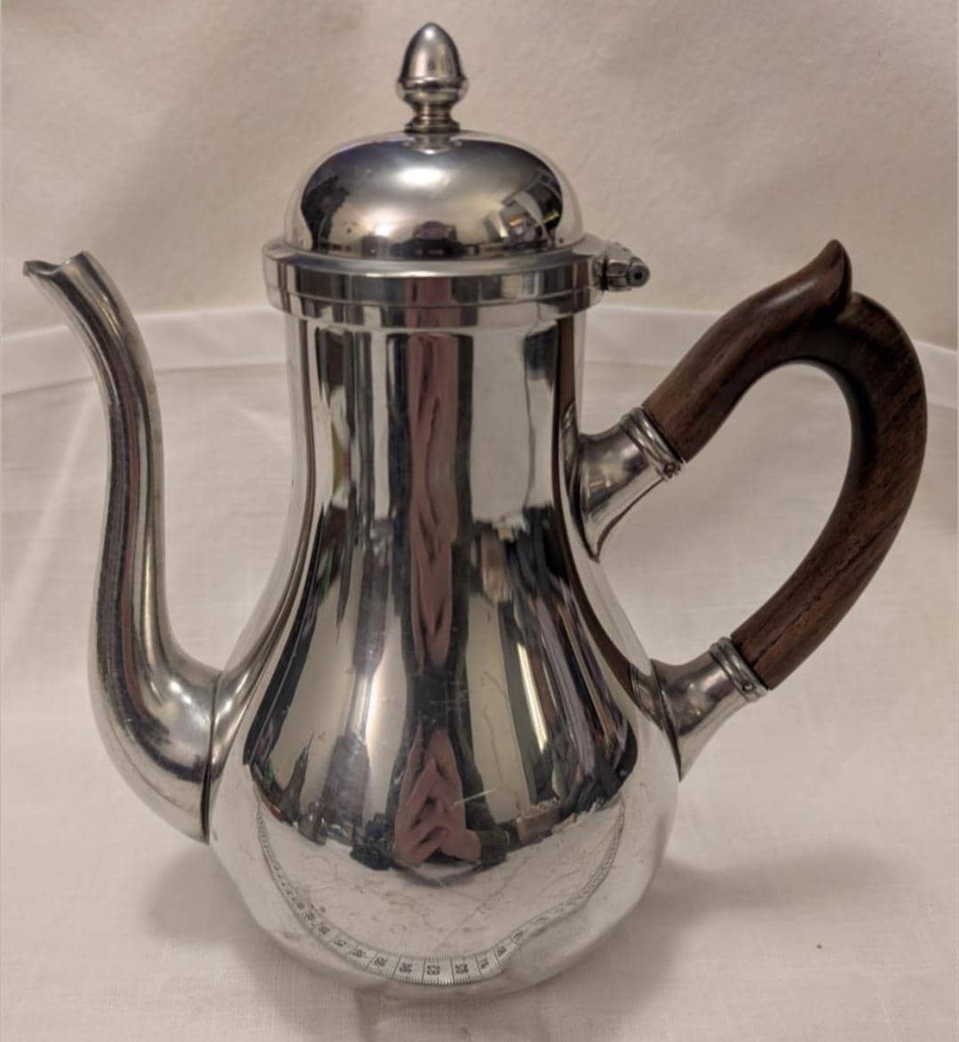 Two Antique Pewter Jugs - Les Etain Du Manoir - Etsy