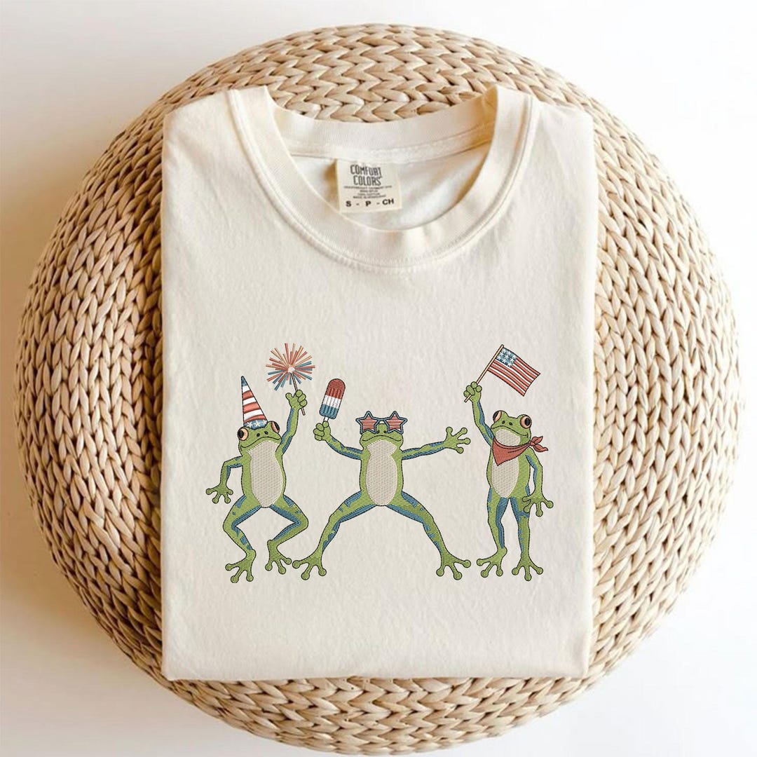 Patriotic Frogs Embroidery Design, Fun Frogs With Fireworks, 4th of ...