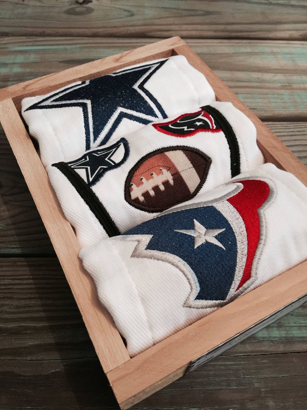 Personalized Burp Cloths, House Divided, NFL, NBA, Hockey, MLB - Etsy