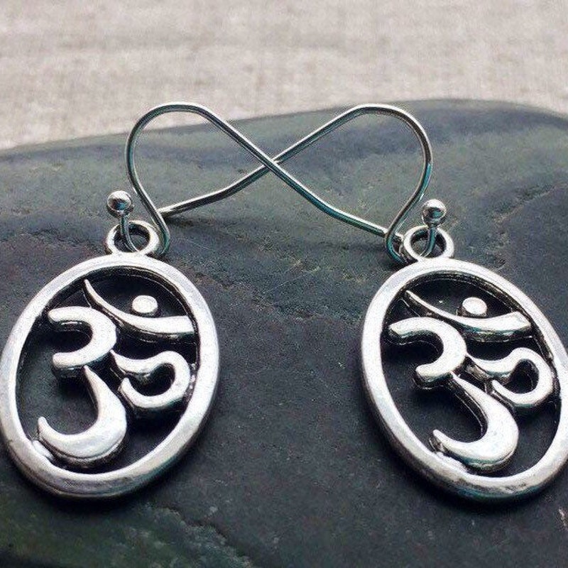 Om Jewelry - Etsy