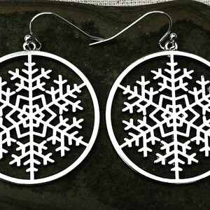Big snowflake earrings store