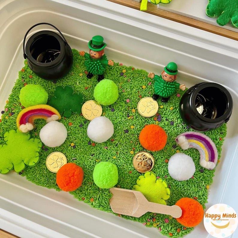 St. Patricks Sensory Bin (4 Cups), Sensory Play, St. Patrick's Day Bin ...