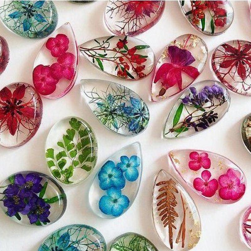 Keychains With Epoxy Resin - Etsy Denmark