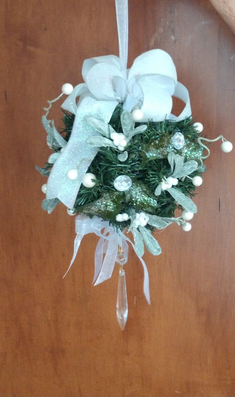 Mistletoe Kissing Ball With Crystal Prism Christmas - Etsy