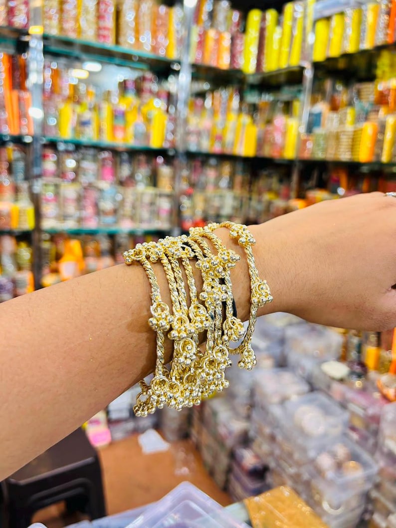 Kashmiri Ghungroo Viral Bangle Premium Quality Golden Kashmiri Bangles ...