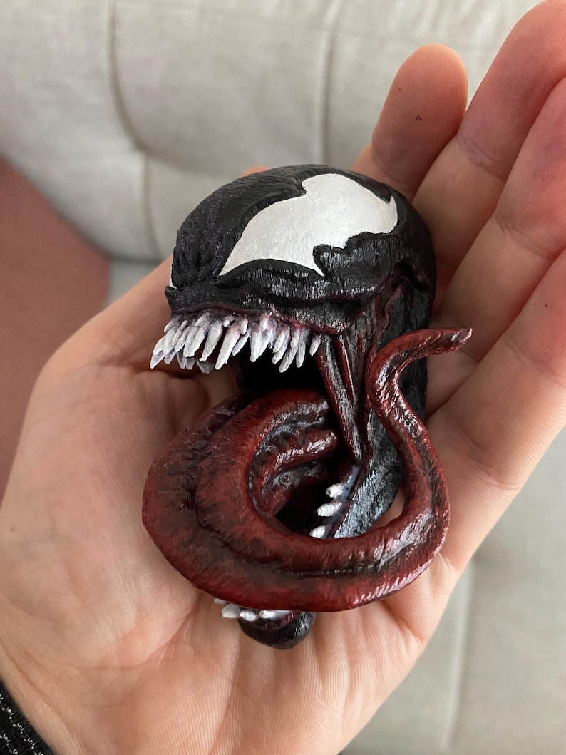 Venom - Magnetic Figure Head | 3D Printed & Hand-painted Collectible ...