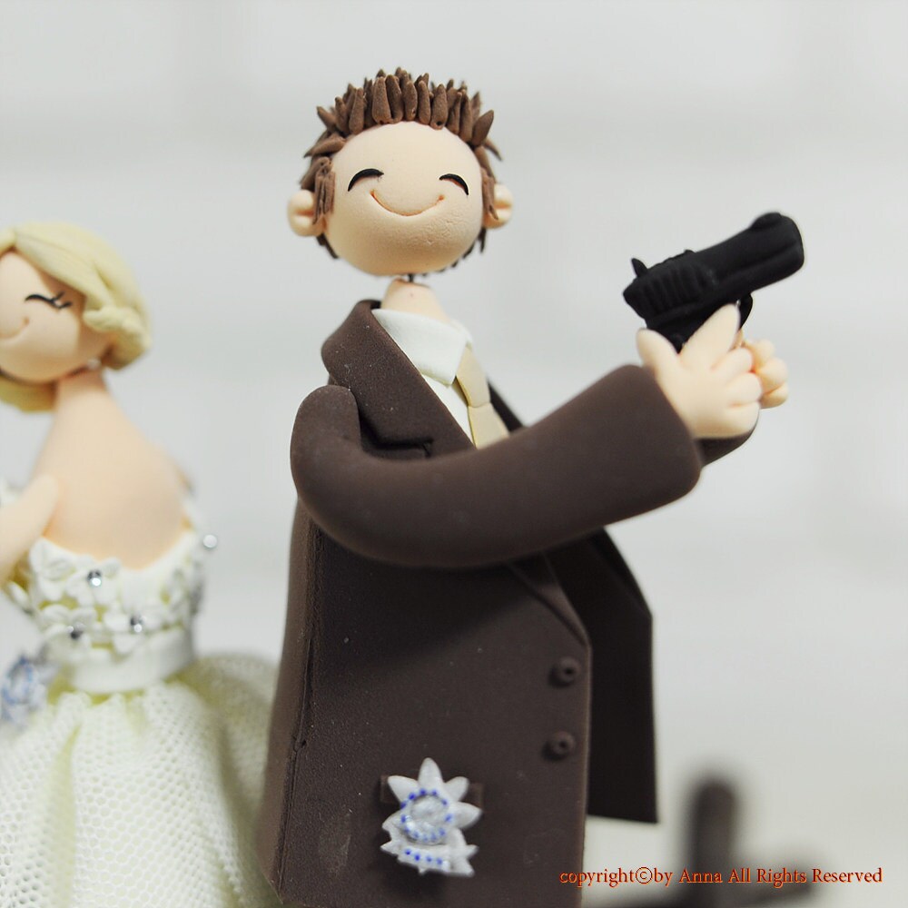 Detective Agent Police officer custom wedding cake topper | Etsy