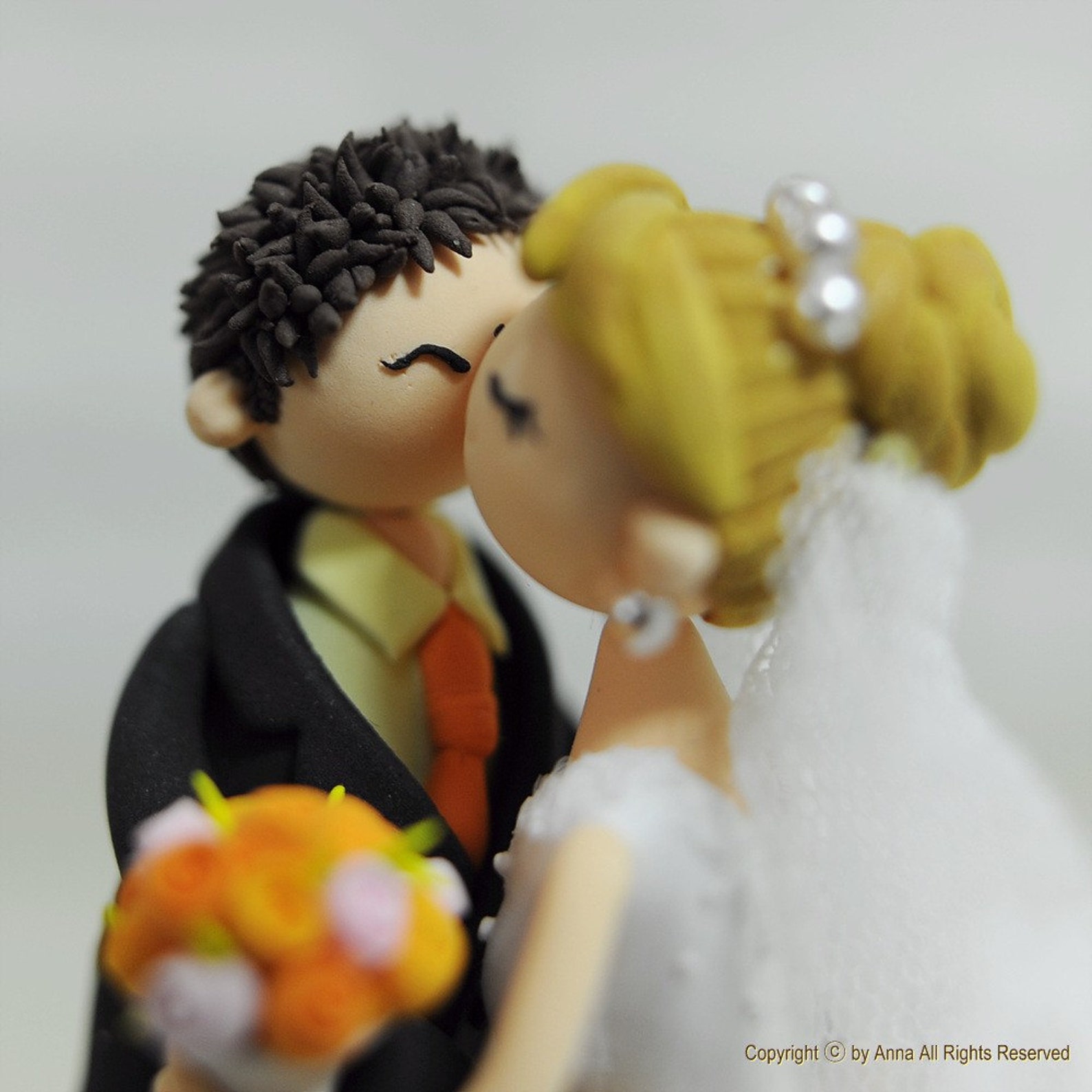 Kissing Couple Custom Wedding Cake Topper Gift Decoration - Etsy