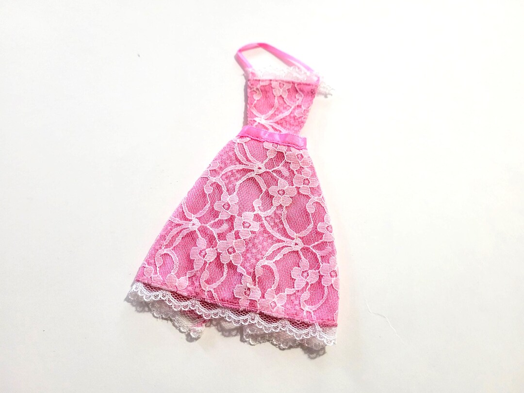 Barbie, Pink Floral Lace Apron, Genuine Barbie Label, Vintage Doll ...