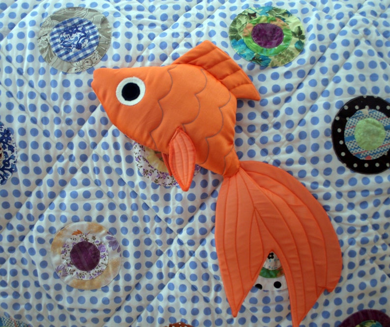 PATTERN: Crackle Fish Toy - Etsy