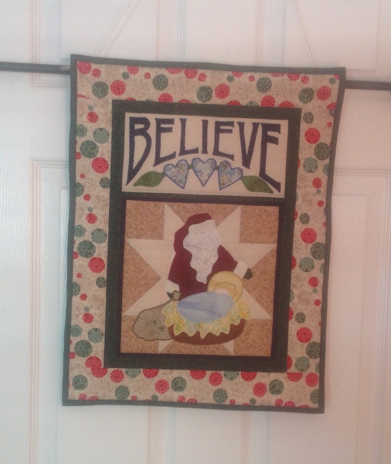 Christmas Quilted Wallhanging - Primitive Style Santa - Quiltsy ...