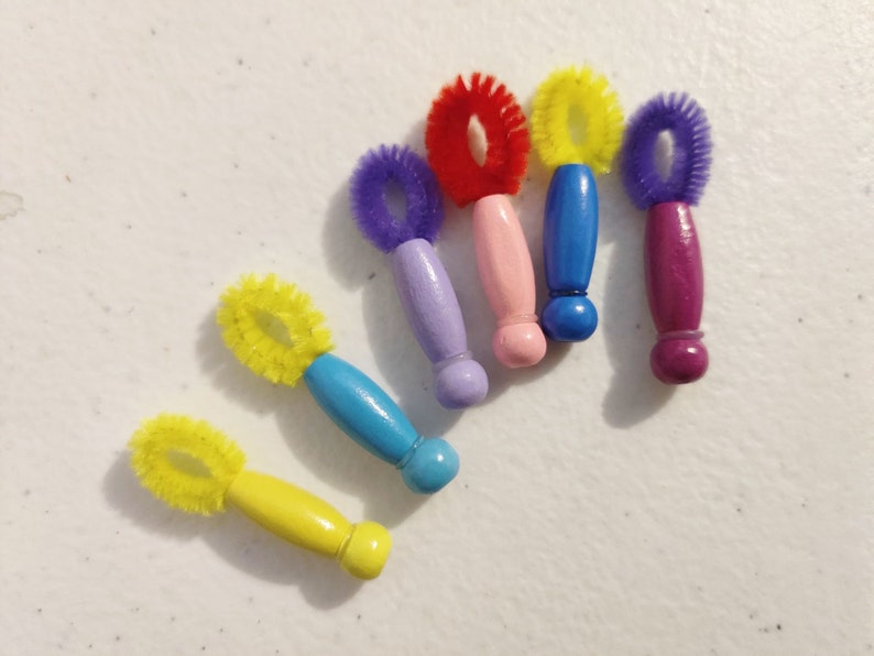 Belly Button Lint Brush, Funny Gifts, Gag Gift, for the Person Who Has ...