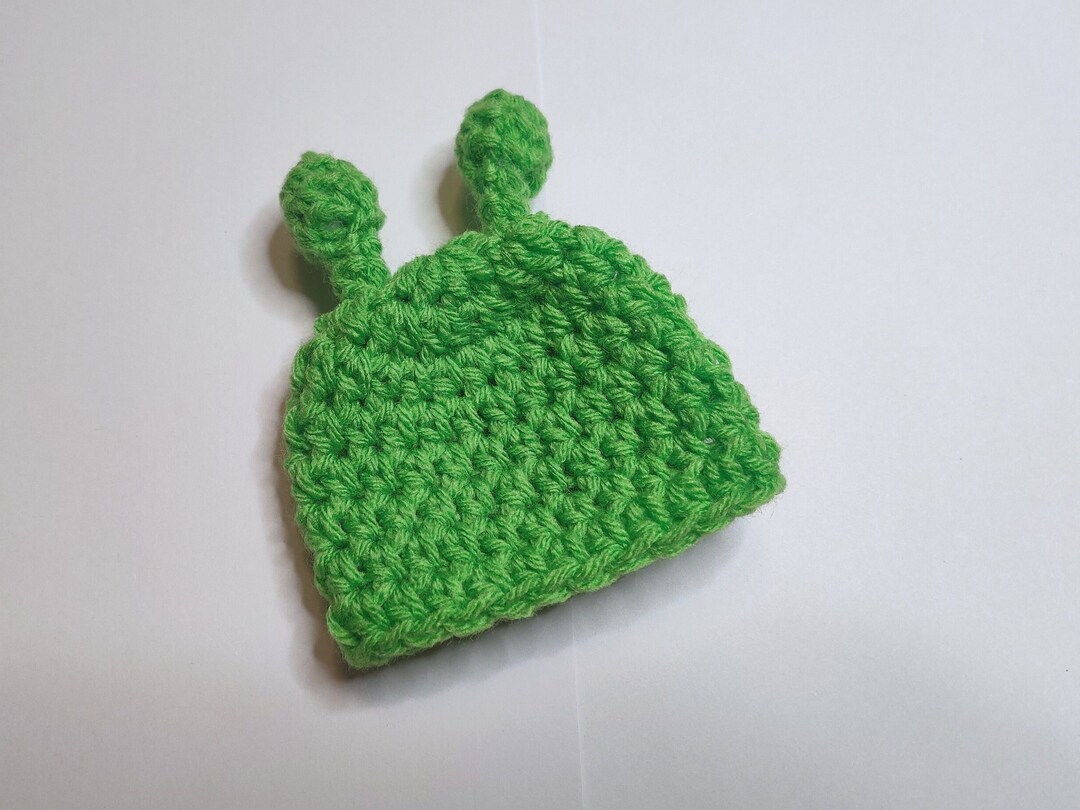 Micro Preemie Alien Hat, Space Hat, Astrology, Tiny Hats, Tiny Babies ...