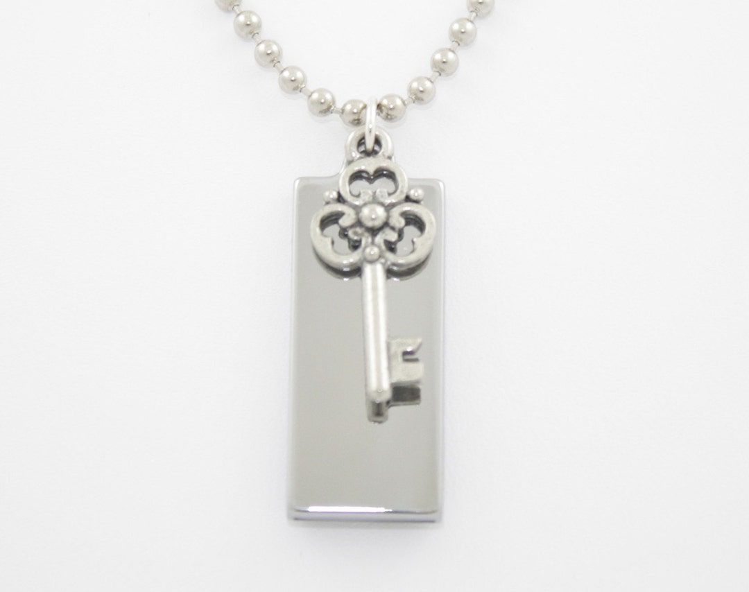 8GB USB Memory Necklace - Etsy