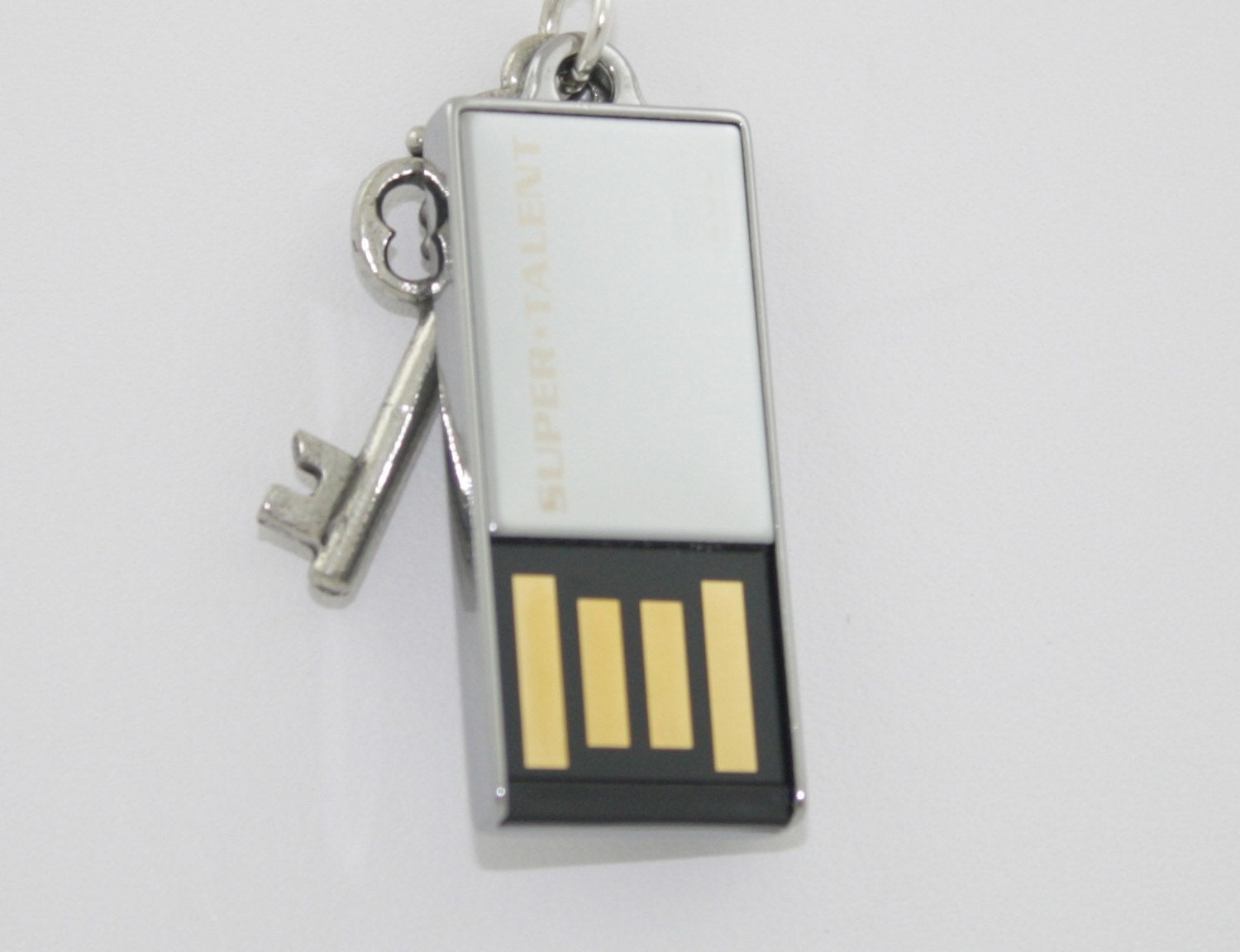 16GB Total USB Memory Earrings - Etsy