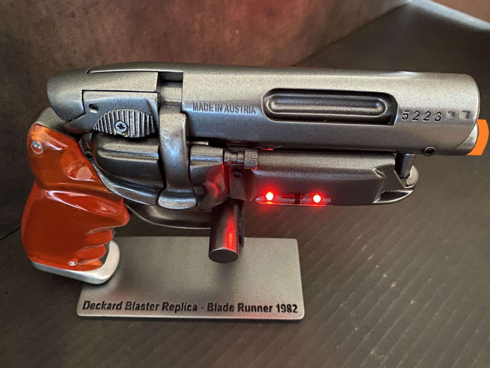 Blade Runner 2049, Display Stand, Deckard, Detective Special, PKD ...