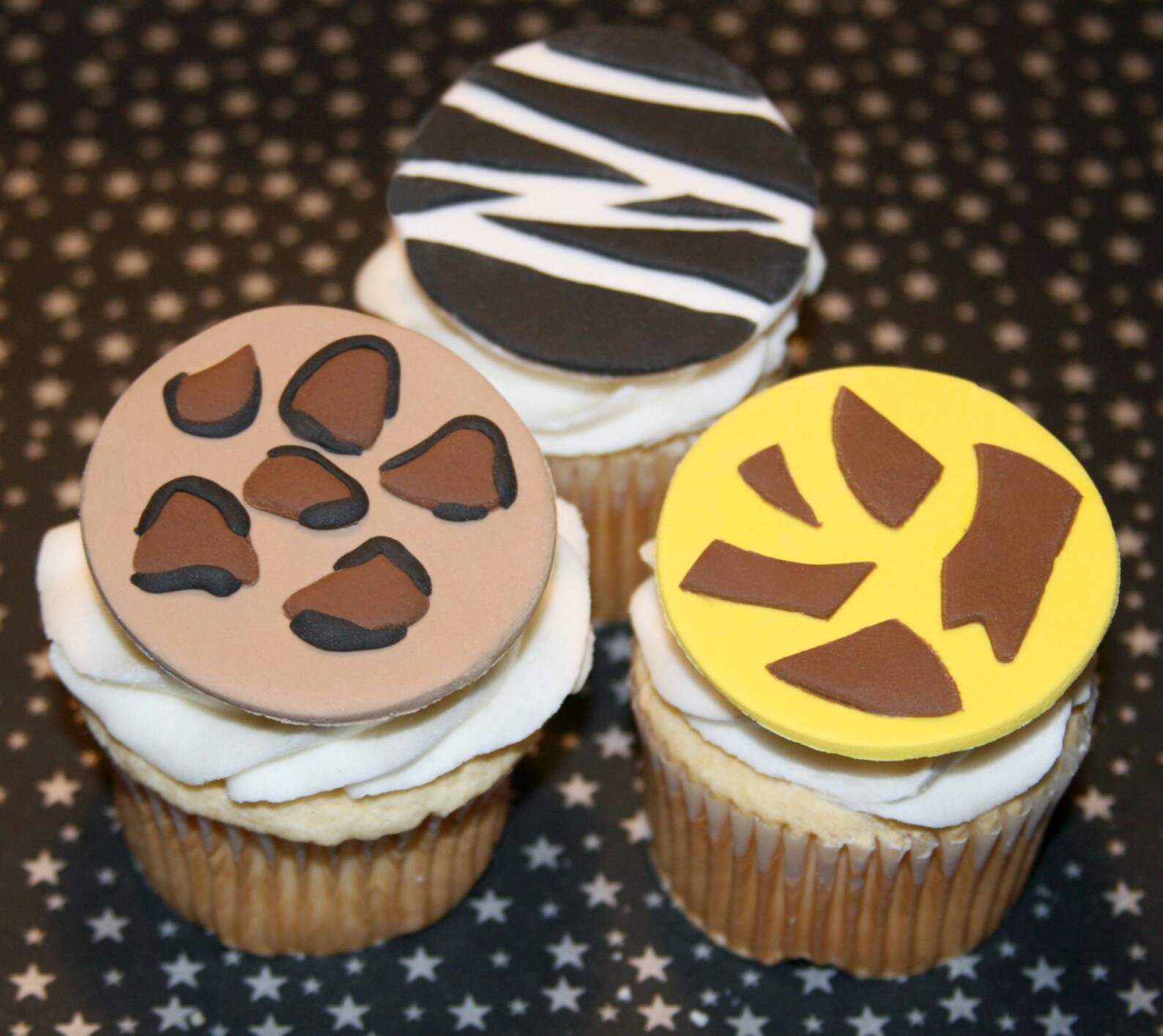 Fondant Cupcake Toppers Animal Print Zebra Giraffe Cheetah - Etsy