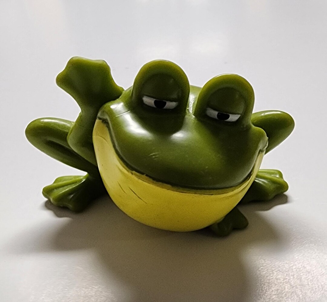 Mr. Cuddles Mike the Knight Frog Figure - Etsy