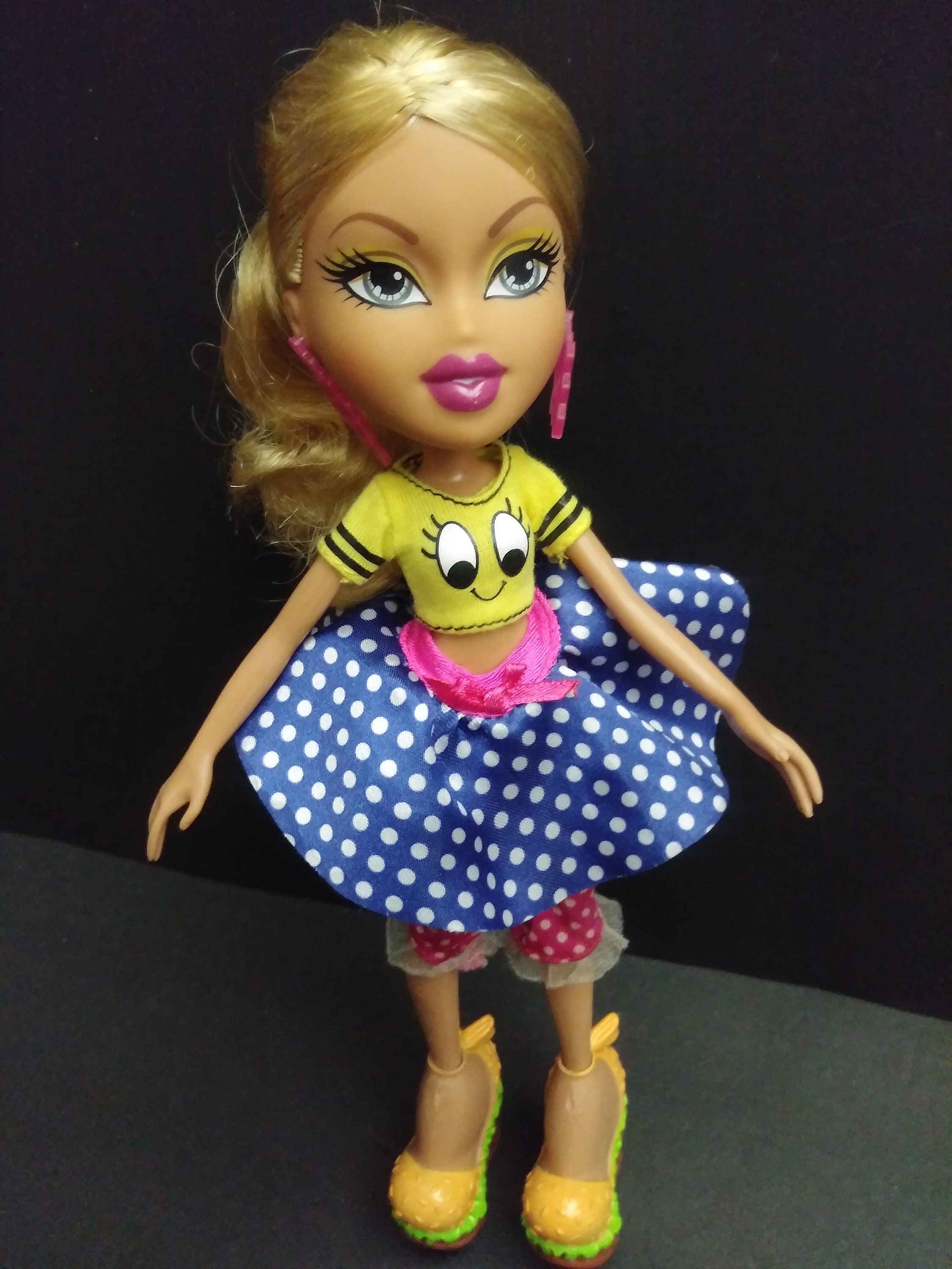 Toys & Games Toys BRATZ 2015 Doll Mga Doll Bratz Doll Replacement Doll ...