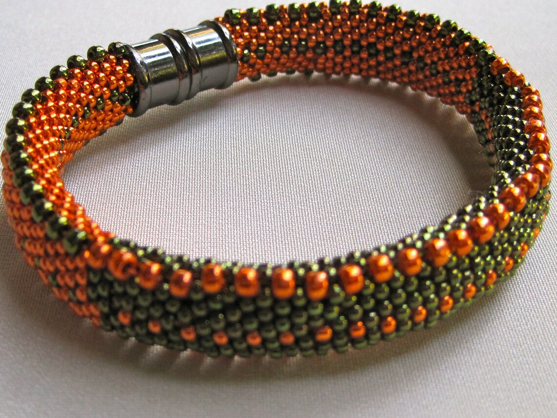 Bead Crochet Bangle Pattern: Lots of Dots (PDF Pattern) - Etsy