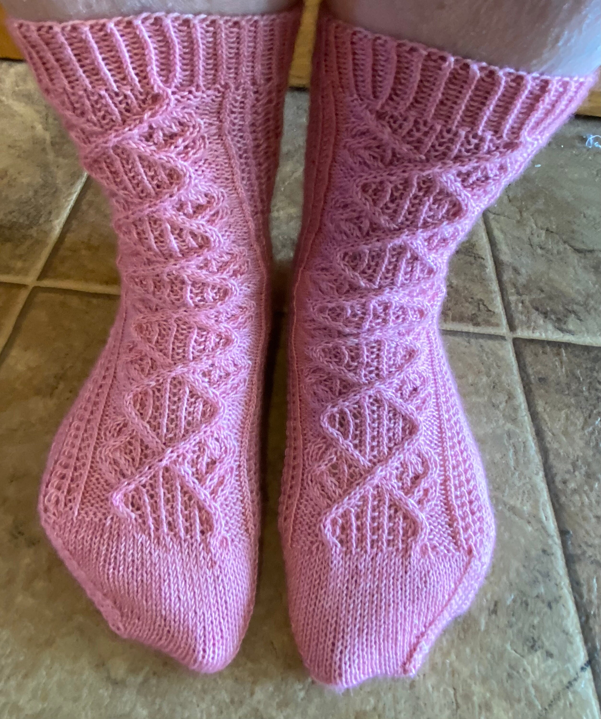 Knit Sock Pattern: Ferryland Cabled Socks Knitting Pattern - Etsy