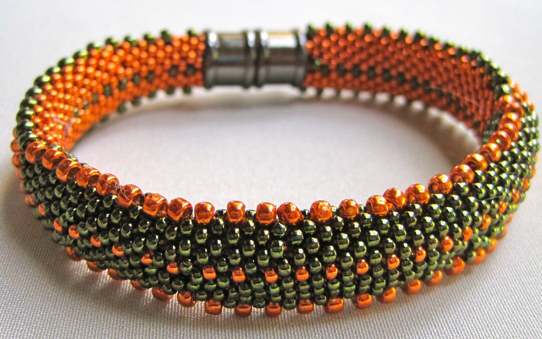 Bead Crochet Bangle Pattern: Lots of Dots (PDF Pattern) - Etsy