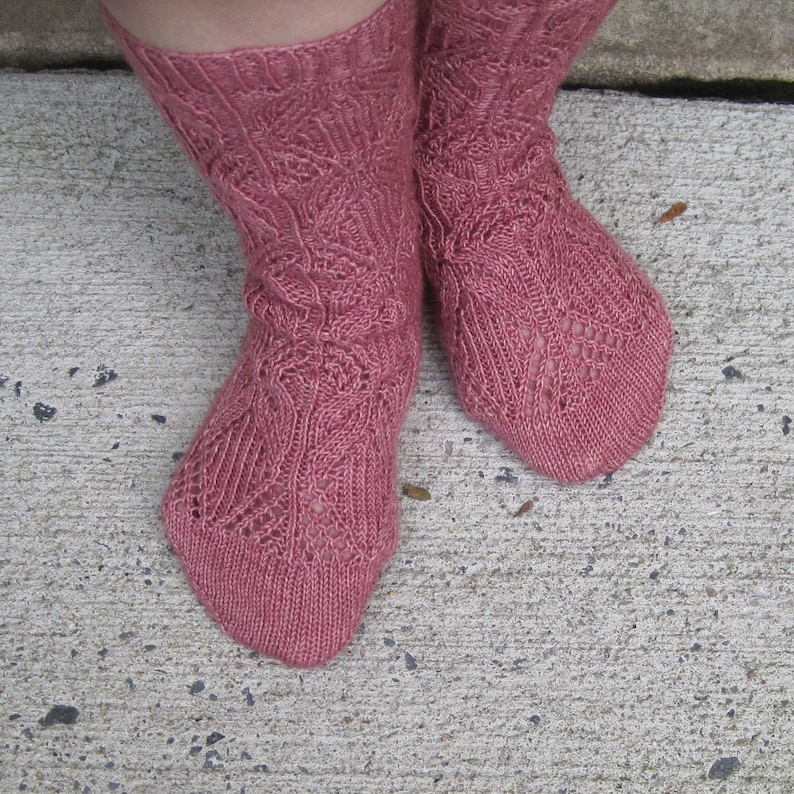 Knit Lace Sock Pattern: Aran Style (PDF Pattern) - Etsy