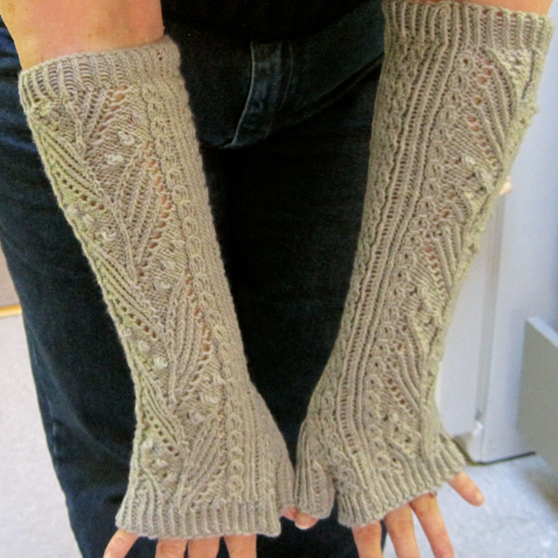 Knit Mitt Pattern: Sturbridge Long Fingerless Mitt Knitting - Etsy